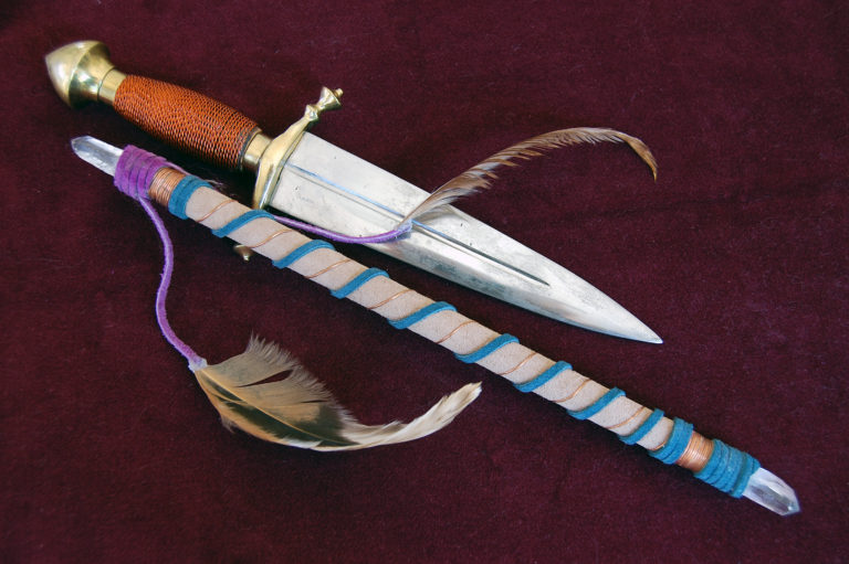 Athame Knife/Dagger, Its Meaning As A Symbol And Importance In Wicca ...